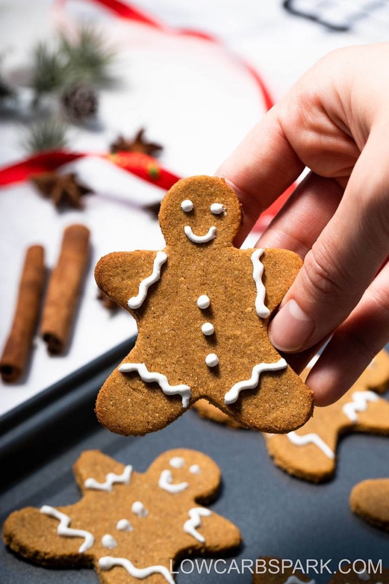 Keto Gingerbread Cookies - Low Carb Spark