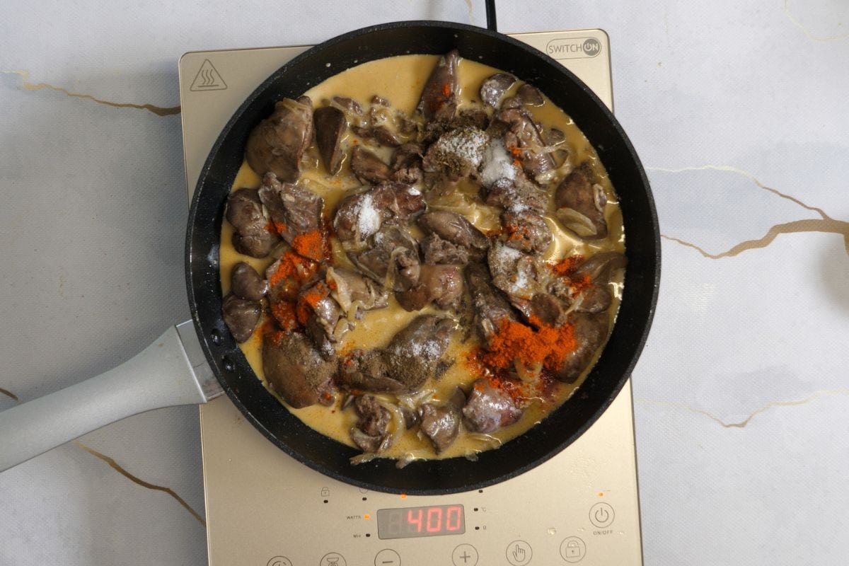 Creamy Sauteéd Chicken Livers - Low Carb Spark